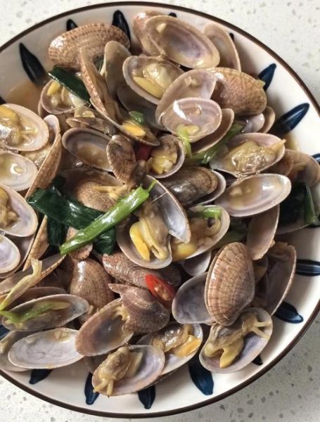 炒花甲肉怎么炒好吃_花甲肉去沙技巧-第3张图片-山城妙识