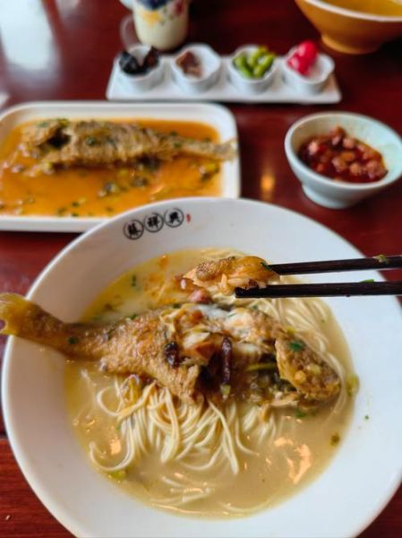 黄鱼面馆哪家好_黄鱼面正宗做法-第3张图片-山城妙识