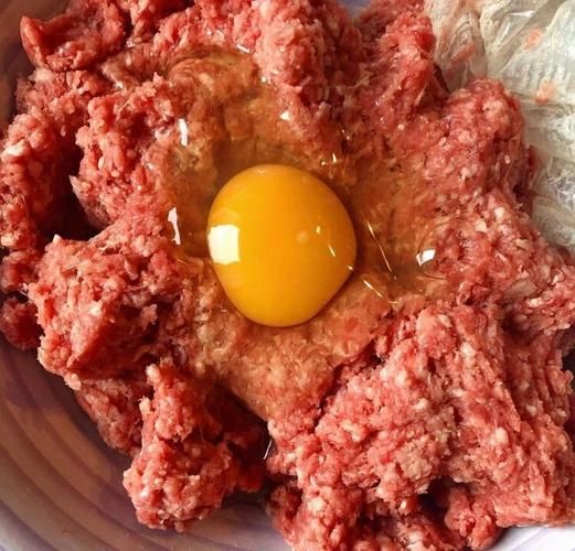 牛肉汉堡饼怎么做才嫩_冷冻牛肉汉堡饼怎么煎-第3张图片-山城妙识