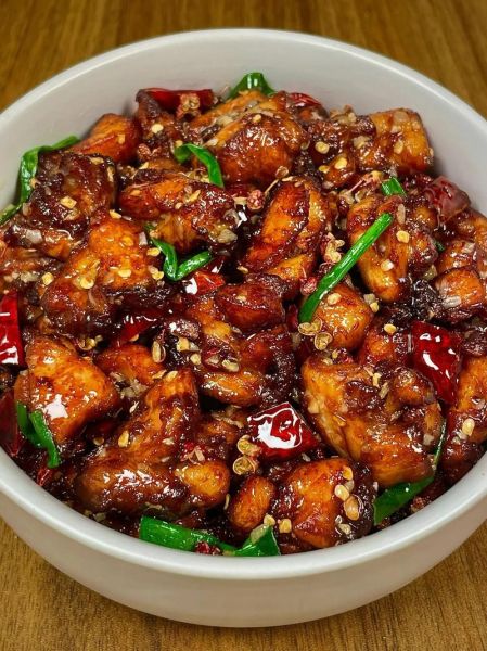 麻辣鸡丁怎么做_正宗川味麻辣鸡丁做法-第1张图片-山城妙识