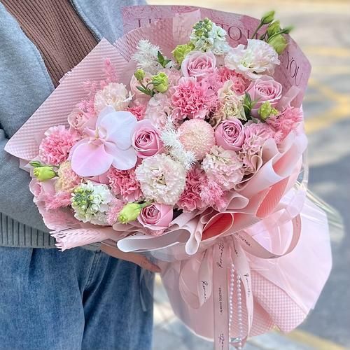 康乃馨花束图片大全_康乃馨花束适合送什么人-第3张图片-山城妙识 康乃馨花束图片大全_康乃馨花束适合送什么人-第3张图片-山城妙识