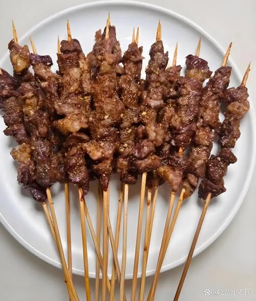 羊肉串怎么腌制才嫩_羊肉串烤多久才熟-第2张图片-山城妙识