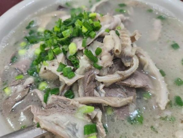 羊心肺汤的功效与作用_羊心肺汤适合什么人喝-第1张图片-山城妙识 羊心肺汤的功效与作用_羊心肺汤适合什么人喝-第1张图片-山城妙识