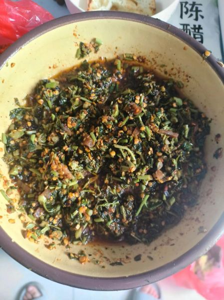 香椿酱怎么做_香椿酱保存多久-第3张图片-山城妙识 香椿酱怎么做_香椿酱保存多久-第3张图片-山城妙识