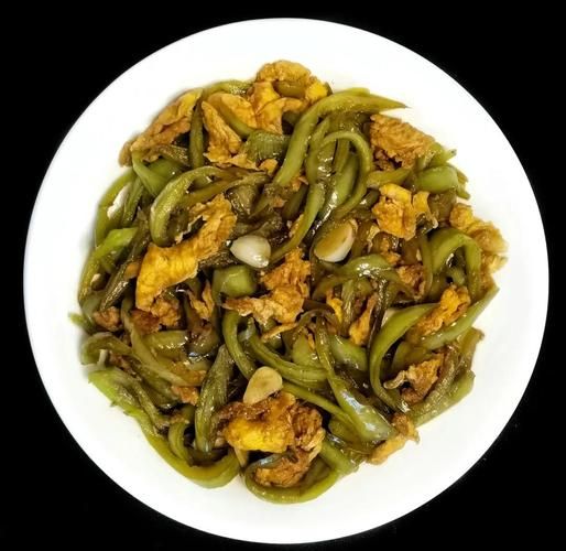 尖椒炒鸡蛋怎么做_尖椒炒鸡蛋热量高吗-第2张图片-山城妙识 尖椒炒鸡蛋怎么做_尖椒炒鸡蛋热量高吗-第2张图片-山城妙识