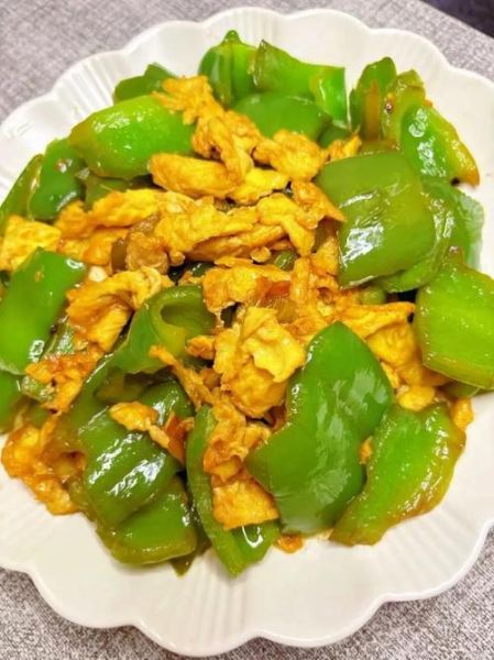 尖椒炒鸡蛋怎么做_尖椒炒鸡蛋热量高吗-第3张图片-山城妙识 尖椒炒鸡蛋怎么做_尖椒炒鸡蛋热量高吗-第3张图片-山城妙识