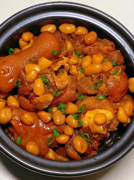 花生猪手煲怎么做_花生猪手煲要焯水吗-第3张图片-山城妙识