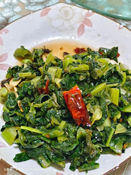 莴苣叶怎么炒好吃_莴苣叶凉拌做法-第2张图片-山城妙识 莴苣叶怎么炒好吃_莴苣叶凉拌做法-第2张图片-山城妙识