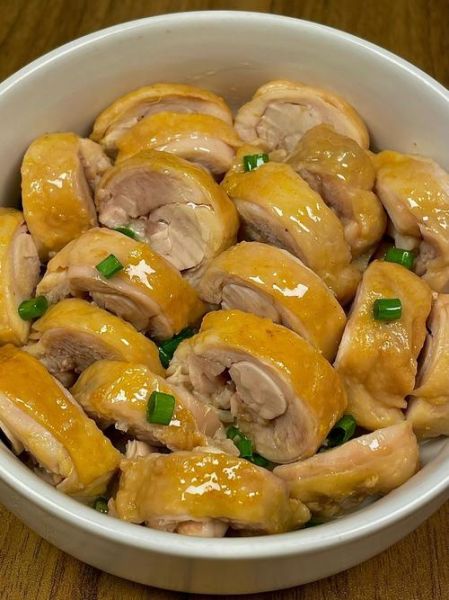 白斩鸡怎么做_白斩鸡煮几分钟-第1张图片-山城妙识