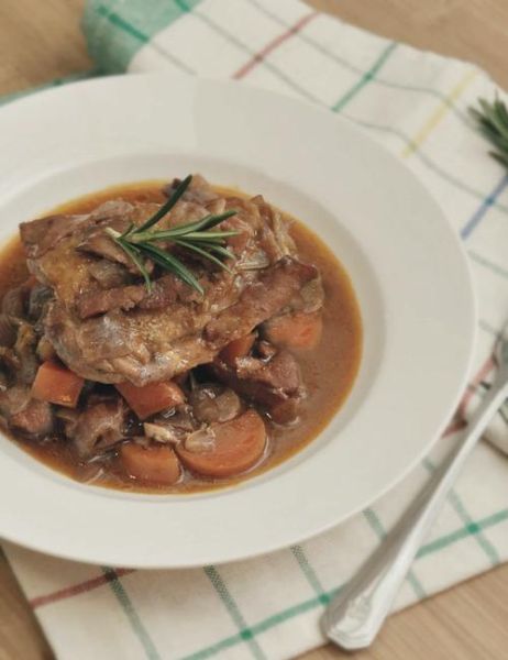 红酒烩鸡在线观看_哪里能看高清完整版-第2张图片-山城妙识