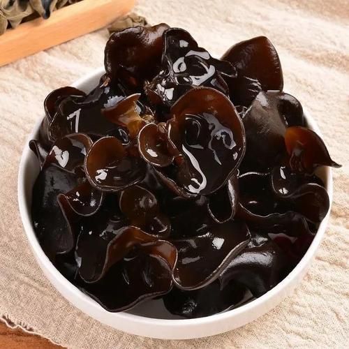 焯水的木耳隔夜能吃吗_正确保存方法-第1张图片-山城妙识 焯水的木耳隔夜能吃吗_正确保存方法-第1张图片-山城妙识