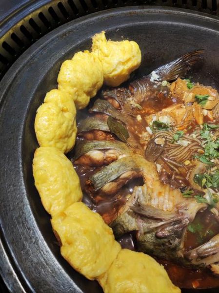 铁锅炖鱼怎么做_铁锅炖鱼的家常做法-第1张图片-山城妙识