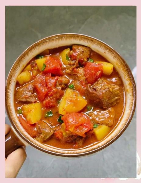 土豆西红柿炖牛肉怎么做_炖多久才软烂-第3张图片-山城妙识