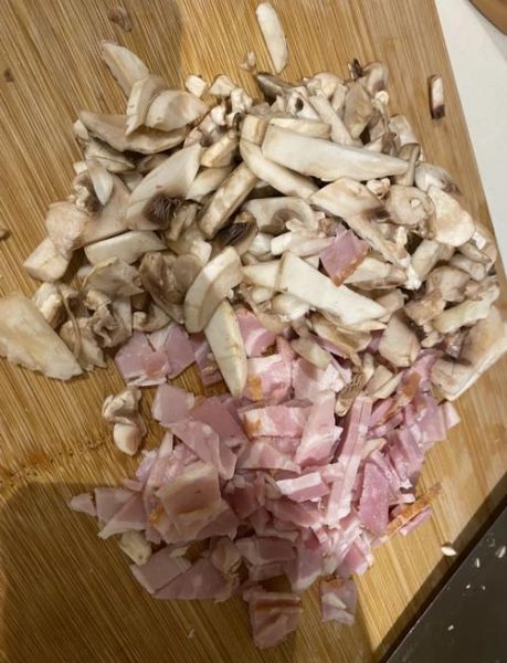 蘑菇奶油意面怎么做_正宗配方比例-第3张图片-山城妙识