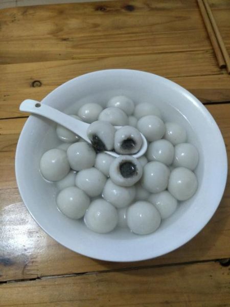 白芝麻汤圆怎么做_白芝麻汤圆馅料怎么调-第3张图片-山城妙识