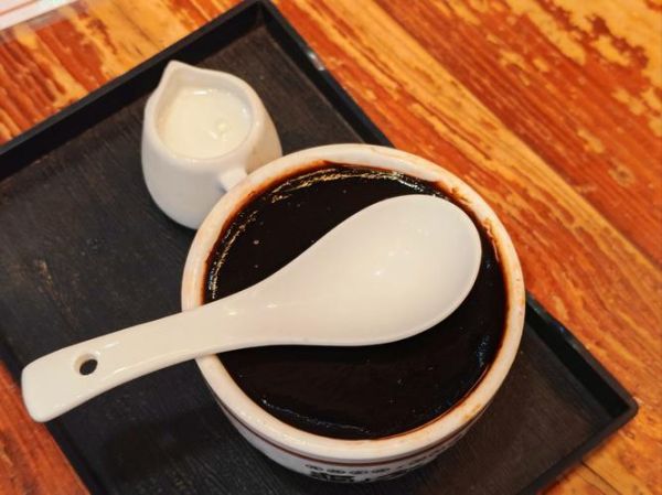 吃龟苓膏可以减肥吗_龟苓膏热量高不高-第3张图片-山城妙识