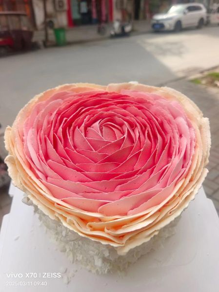 情人节玫瑰花蛋糕怎么做_玫瑰花蛋糕图片大全-第1张图片-山城妙识 情人节玫瑰花蛋糕怎么做_玫瑰花蛋糕图片大全-第1张图片-山城妙识