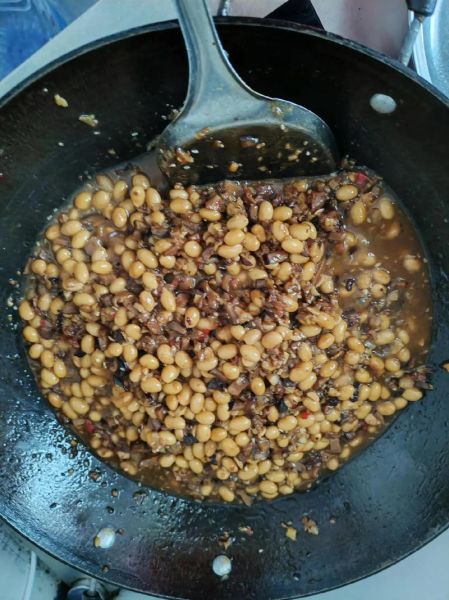 豆酱怎么做_家庭自制黄豆酱步骤-第2张图片-山城妙识