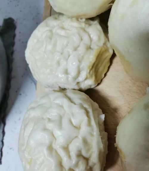 蒸馒头为什么会回缩起皱_蒸馒头回缩起皱怎么办-第2张图片-山城妙识