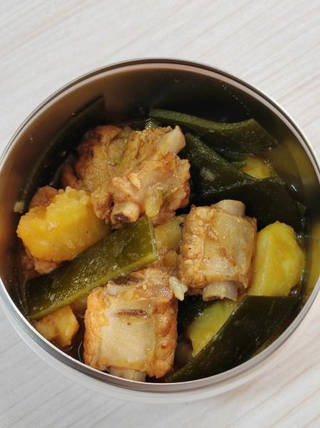 排骨炖海带土豆怎么做_海带土豆炖排骨需要焯水吗-第3张图片-山城妙识