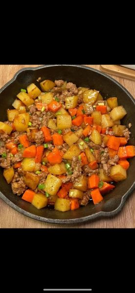 土豆炖瘦肉怎么做_土豆炖瘦肉需要焯水吗-第3张图片-山城妙识