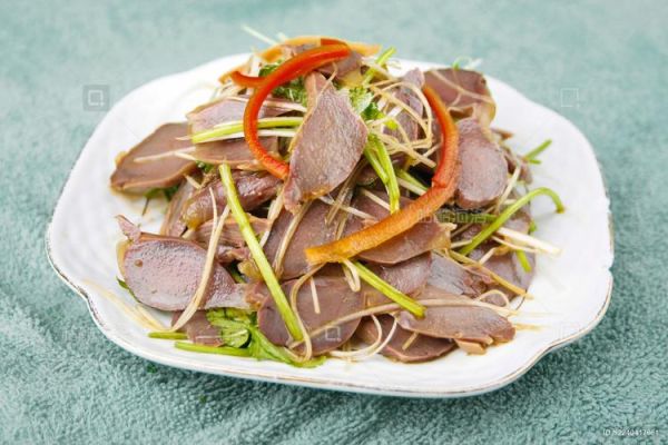 小葱拌鸡胗怎么做_鸡胗焯水几分钟才脆-第3张图片-山城妙识