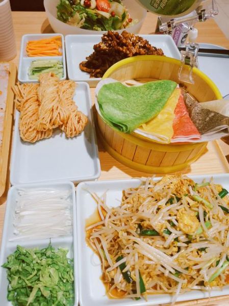 春饼怎么吃才正宗_春饼卷什么菜最经典-第3张图片-山城妙识