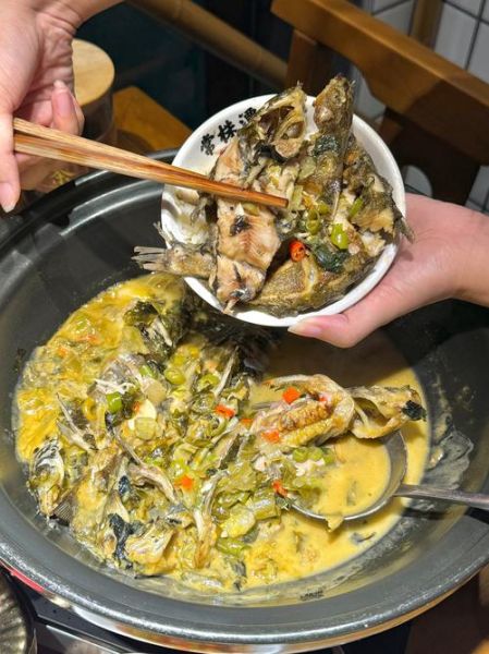 酸菜黄骨鱼怎么做好吃_酸菜黄骨鱼做法步骤-第1张图片-山城妙识