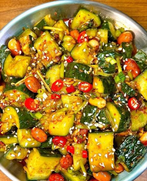 凉拌黄瓜怎么做_夏季凉菜新做法-第1张图片-山城妙识