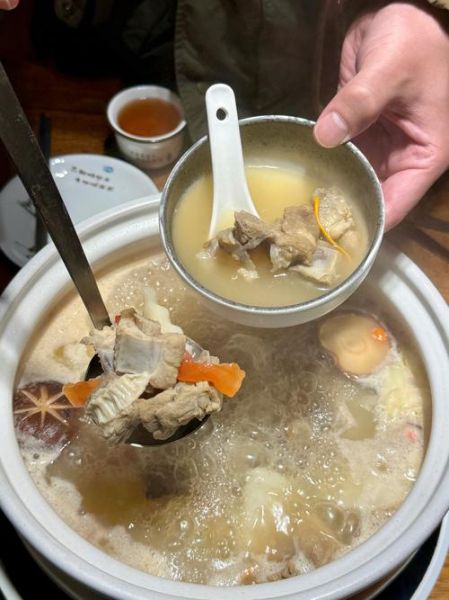 清汤腊排骨火锅怎么做_腊排骨火锅汤底怎么熬-第2张图片-山城妙识 清汤腊排骨火锅怎么做_腊排骨火锅汤底怎么熬-第2张图片-山城妙识