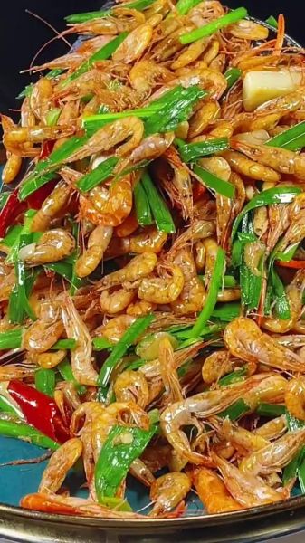 韭菜炒河虾怎么酥脆_河虾不腥的技巧-第3张图片-山城妙识