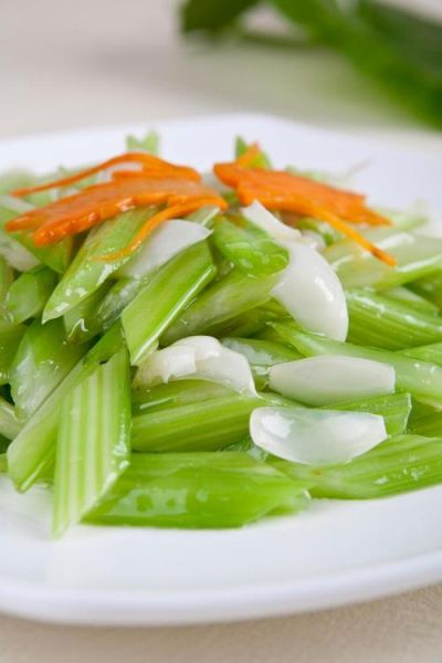 芹菜炒百合怎么做_芹菜炒百合需要焯水吗-第3张图片-山城妙识 芹菜炒百合怎么做_芹菜炒百合需要焯水吗-第3张图片-山城妙识