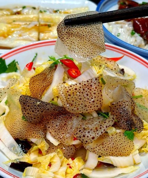 凉拌海蜇皮怎么做_凉拌海蜇皮热量高吗-第3张图片-山城妙识