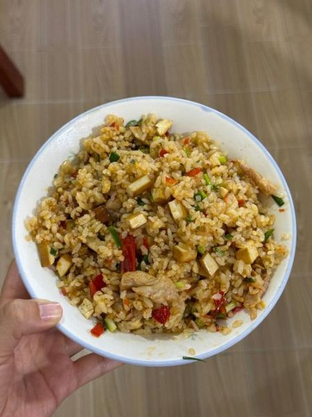 肉干饭怎么做_肉干饭热量高吗-第1张图片-山城妙识
