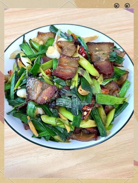 蒜苗炒腊肉怎么炒好吃_腊肉炒蒜苗做法窍门-第3张图片-山城妙识