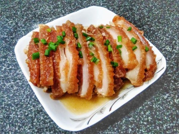 走油扣肉怎么做好吃_走油扣肉不柴技巧-第3张图片-山城妙识