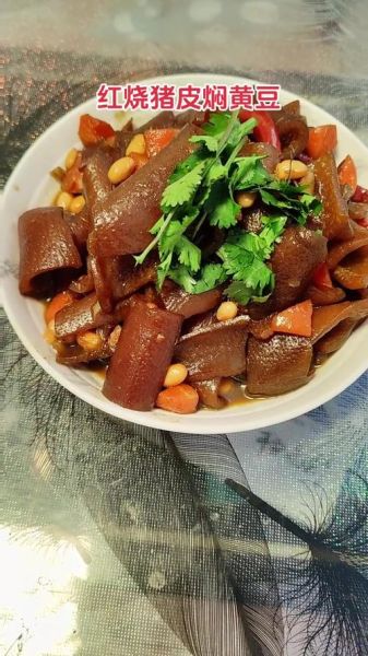 猪皮炒黄豆怎么做才好吃_猪皮炒黄豆的家常做法窍门-第2张图片-山城妙识 猪皮炒黄豆怎么做才好吃_猪皮炒黄豆的家常做法窍门-第2张图片-山城妙识