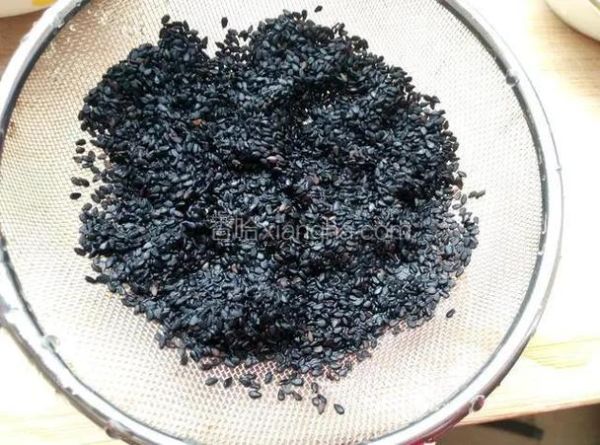 芝麻怎么保存不会坏_芝麻可以放多久-第2张图片-山城妙识