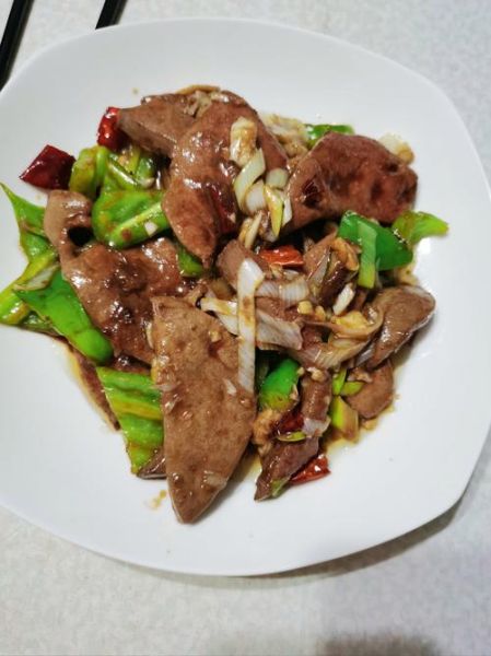 熘肝尖怎么做才嫩_熘肝尖需要焯水吗-第1张图片-山城妙识 熘肝尖怎么做才嫩_熘肝尖需要焯水吗-第1张图片-山城妙识