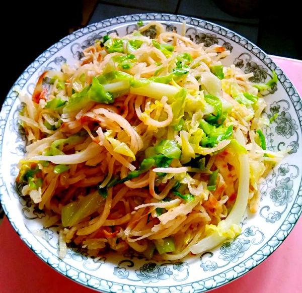 素炒饼怎么做_素炒饼热量高吗-第2张图片-山城妙识