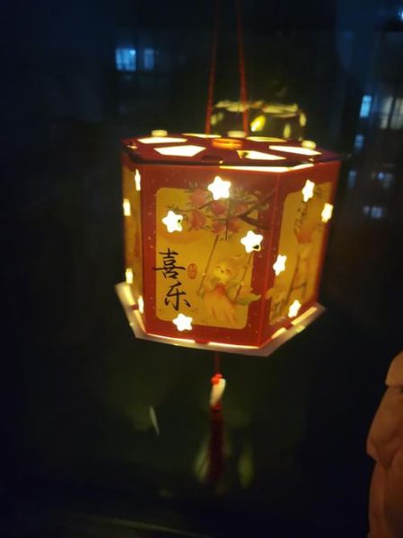 做小灯笼手工_需要哪些材料-第2张图片-山城妙识 做小灯笼手工_需要哪些材料-第2张图片-山城妙识