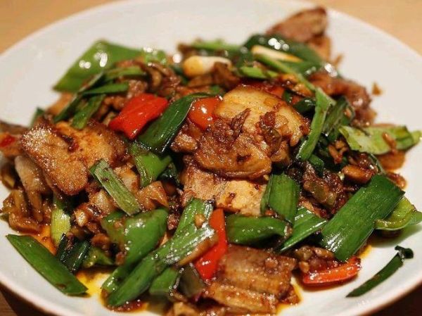 回锅肉家常做法_回锅肉怎么炒才香-第2张图片-山城妙识 回锅肉家常做法_回锅肉怎么炒才香-第2张图片-山城妙识