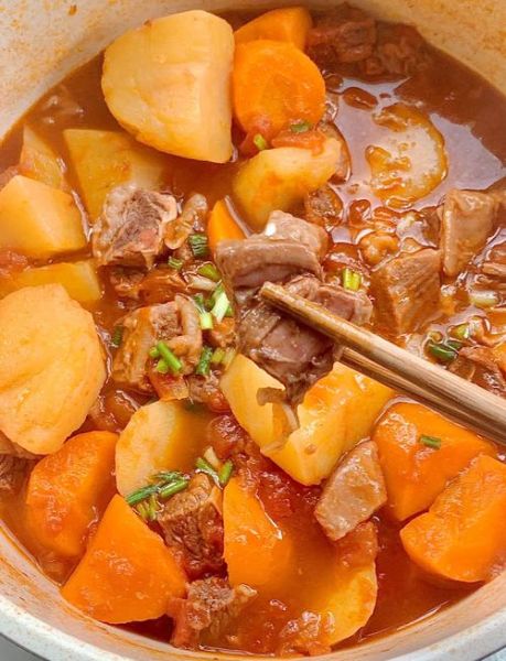 西红柿炖牛腩怎么炖烂_牛腩炖多久才软烂-第1张图片-山城妙识