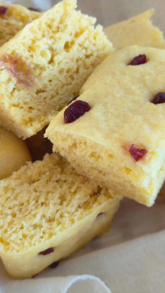 玉米发糕怎么做好吃_玉米发糕的家庭做法窍门-第1张图片-山城妙识