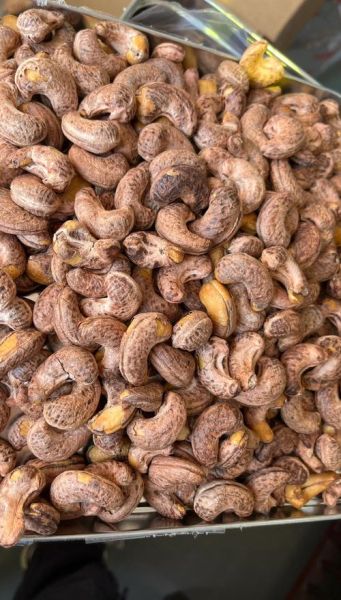 紫皮腰果的皮能吃吗_紫皮腰果的皮有没有毒-第1张图片-山城妙识