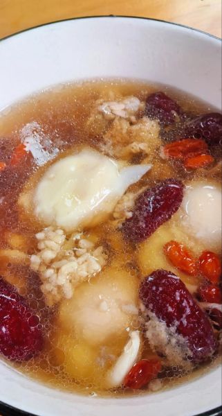 红糖煮鸡蛋的做法_红糖煮鸡蛋的功效与禁忌-第2张图片-山城妙识