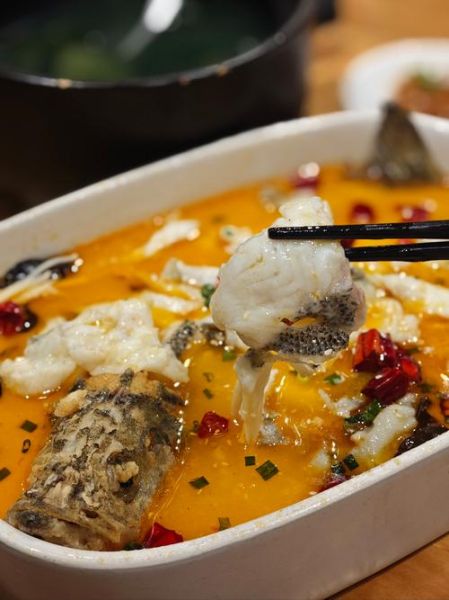 酸辣鲈鱼片怎么做_酸辣鲈鱼片怎么做好吃-第1张图片-山城妙识