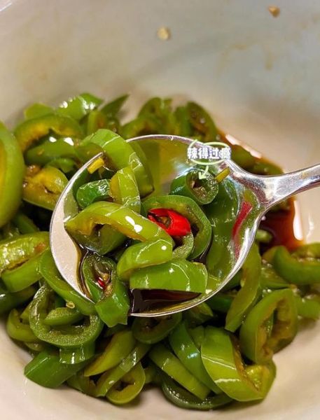 酱油腌辣椒怎么做_酱油腌辣椒配方比例-第2张图片-山城妙识