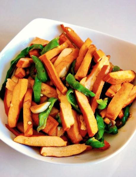 豆干炒什么菜好吃_豆干和哪些蔬菜搭配最香-第1张图片-山城妙识 豆干炒什么菜好吃_豆干和哪些蔬菜搭配最香-第1张图片-山城妙识