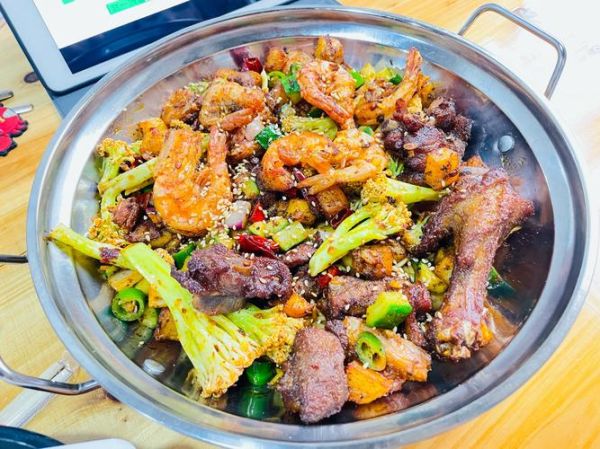 干锅怎么做才好吃_干锅底料怎么炒-第1张图片-山城妙识